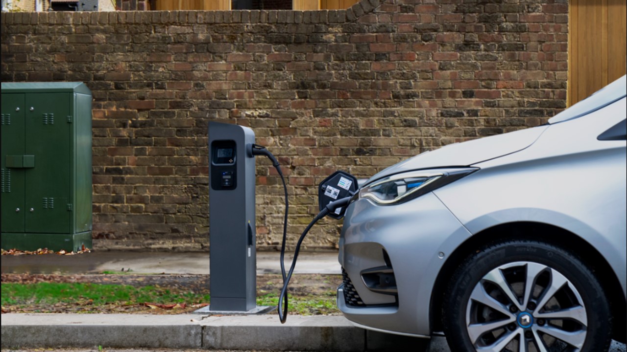 BT Group Pilot Powers Up First EV Charger Repurposed from Street ...