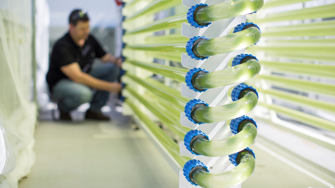 Achieiving Net-zero in the World of Global Manufacturing i4.0 Today ...